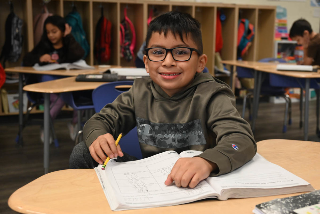 Live Feed | Meadow Park Elementary School